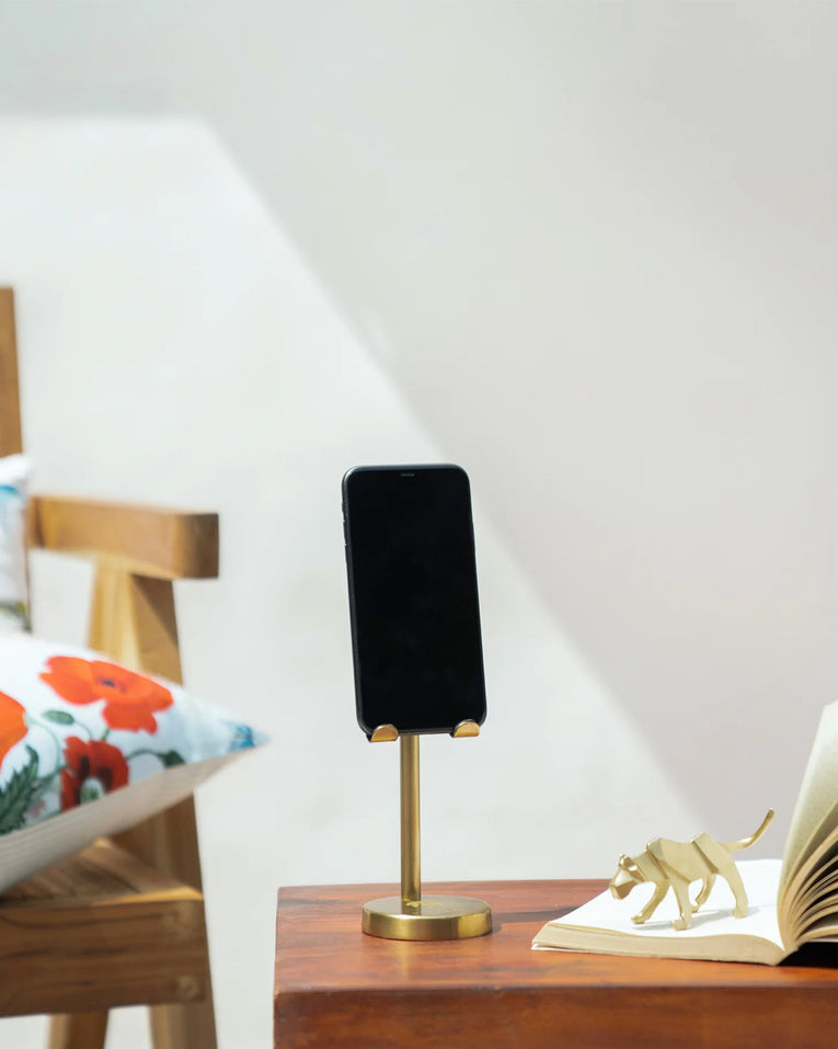 Alpine Phone Stand – Nicobar