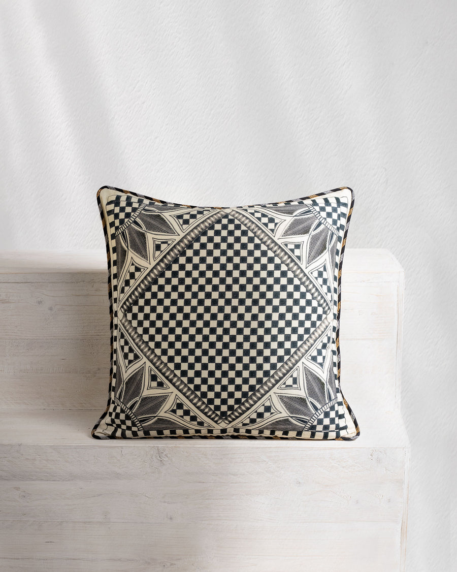 Arabesko Cushion Cover - Charcoal – Nicobar