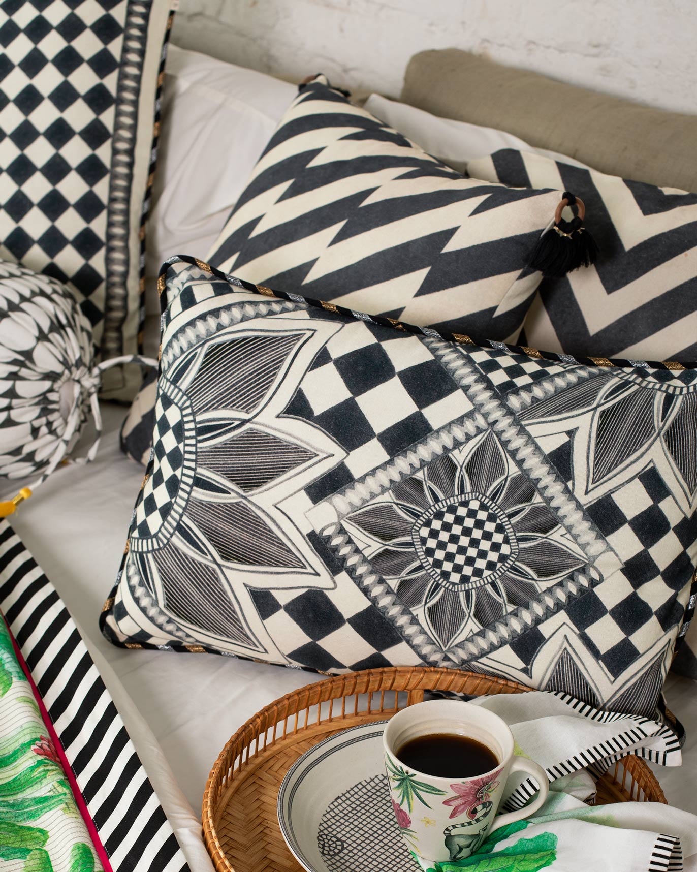 Arabesko Lumbar Cushion Cover - Charcoal – Nicobar