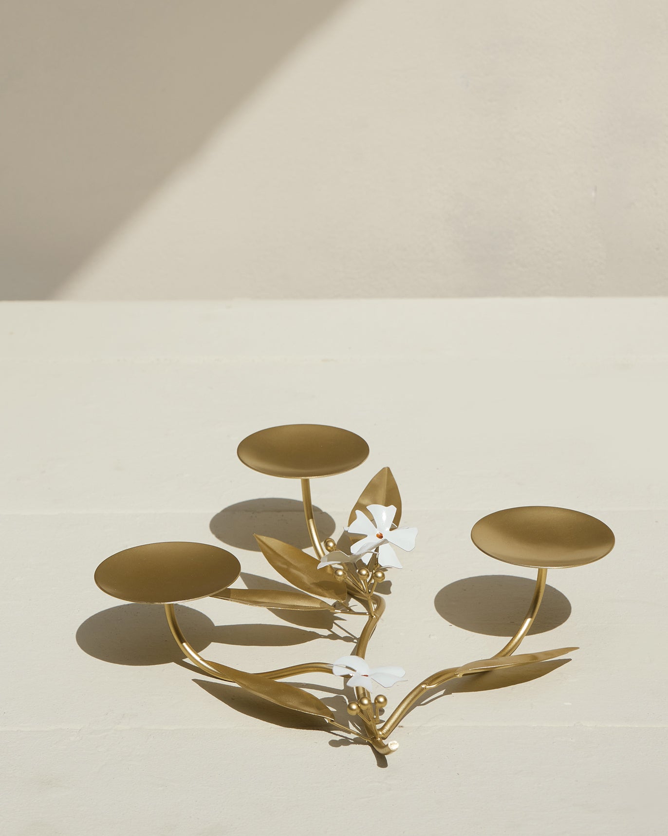 Parijat Candle stand – Nicobar